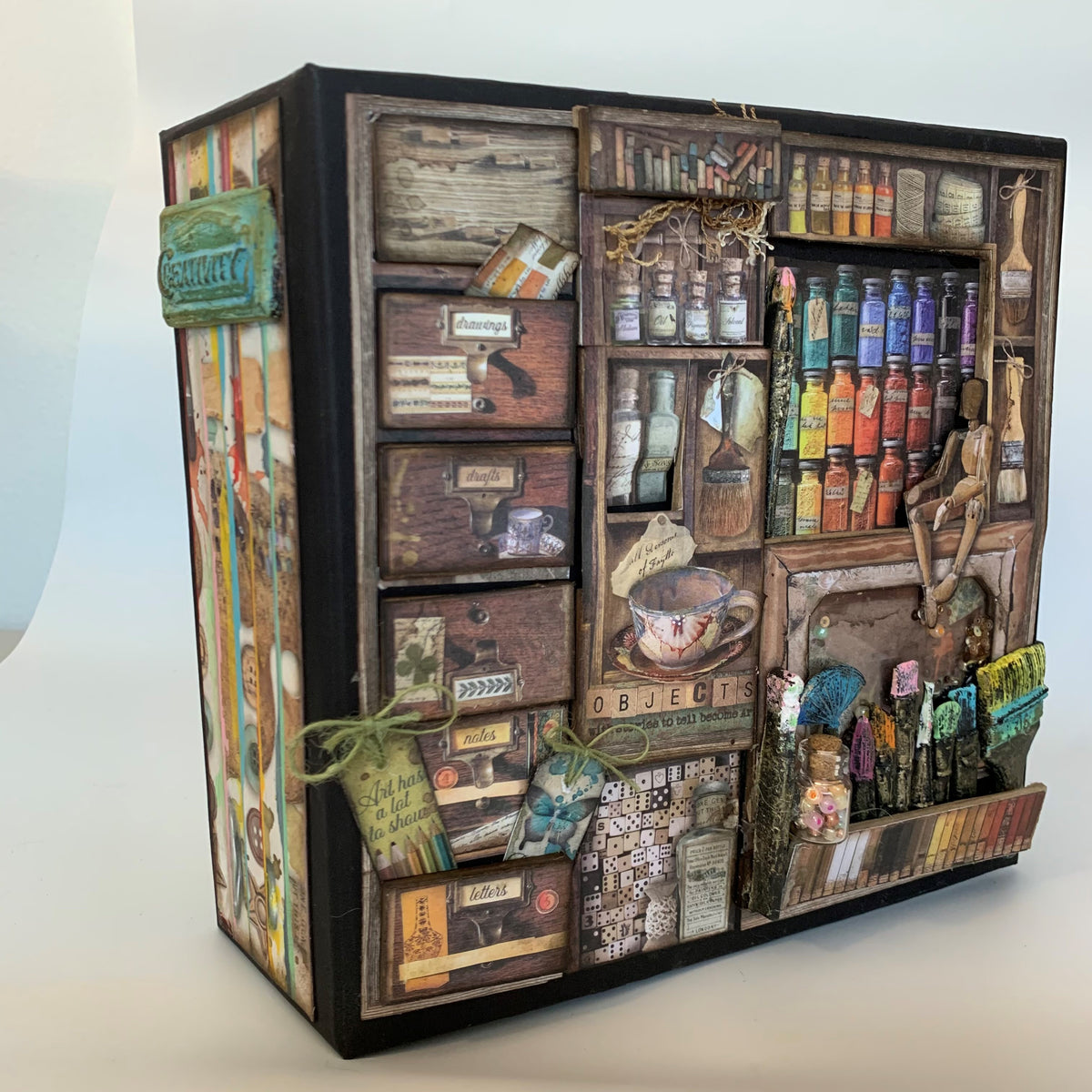 Mini Albums Classes and Tutorials – Creative Treasures
