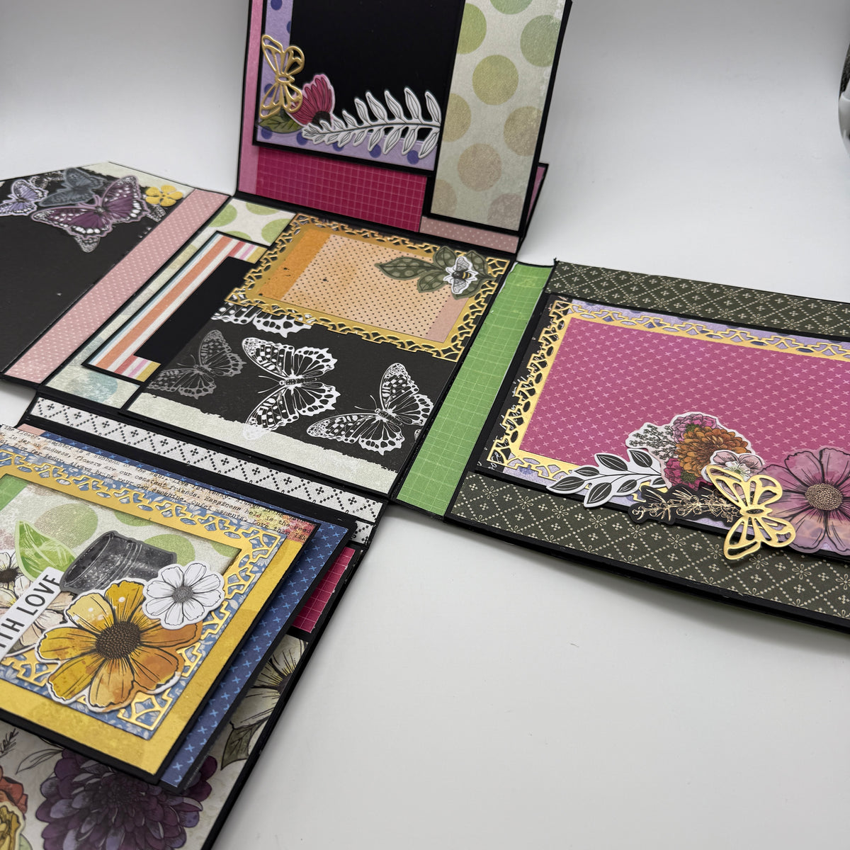 8x8 Quad Mini Album Free Tutorial – Creative Treasures